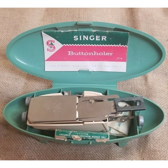 Singer | Other | Vintage 96s Singer Buttonholer Attachment Green Case ...